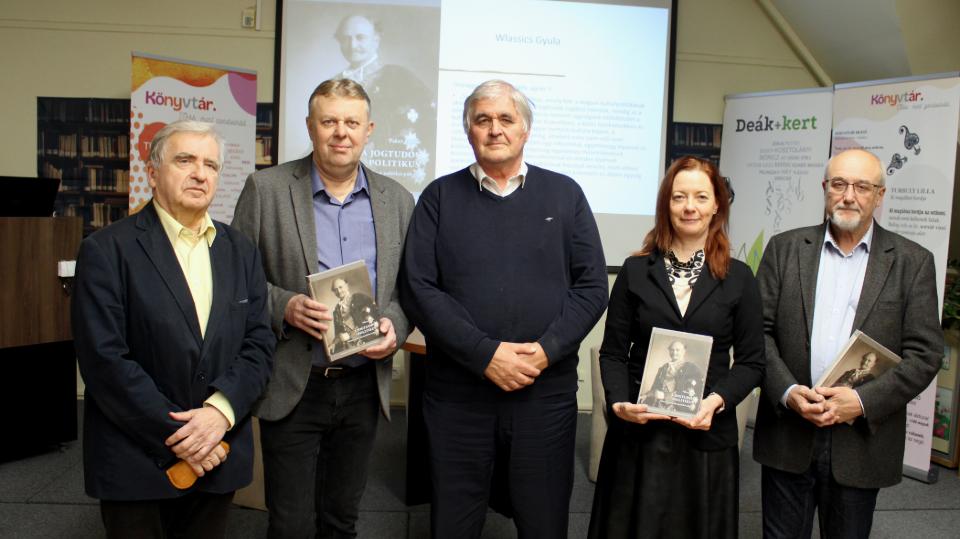 A zalai miniszter tette lehetővé, hogy a nők egyetemre járjanak ...